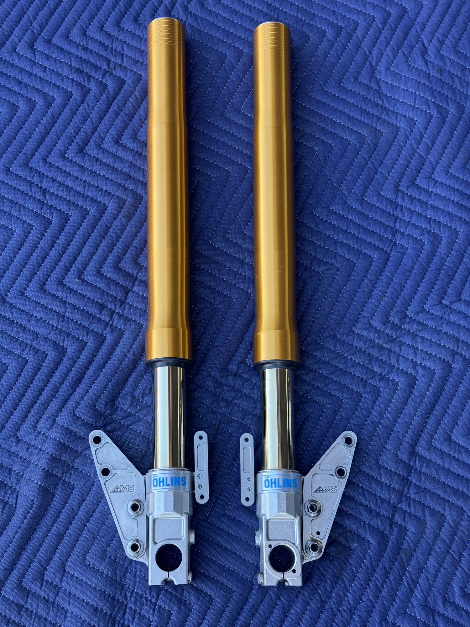 🏍️ Buy Ohlins forks for Ducati 748/916/996/998 w/ AMS 40mm caliper mounts Online - Best Prices ...